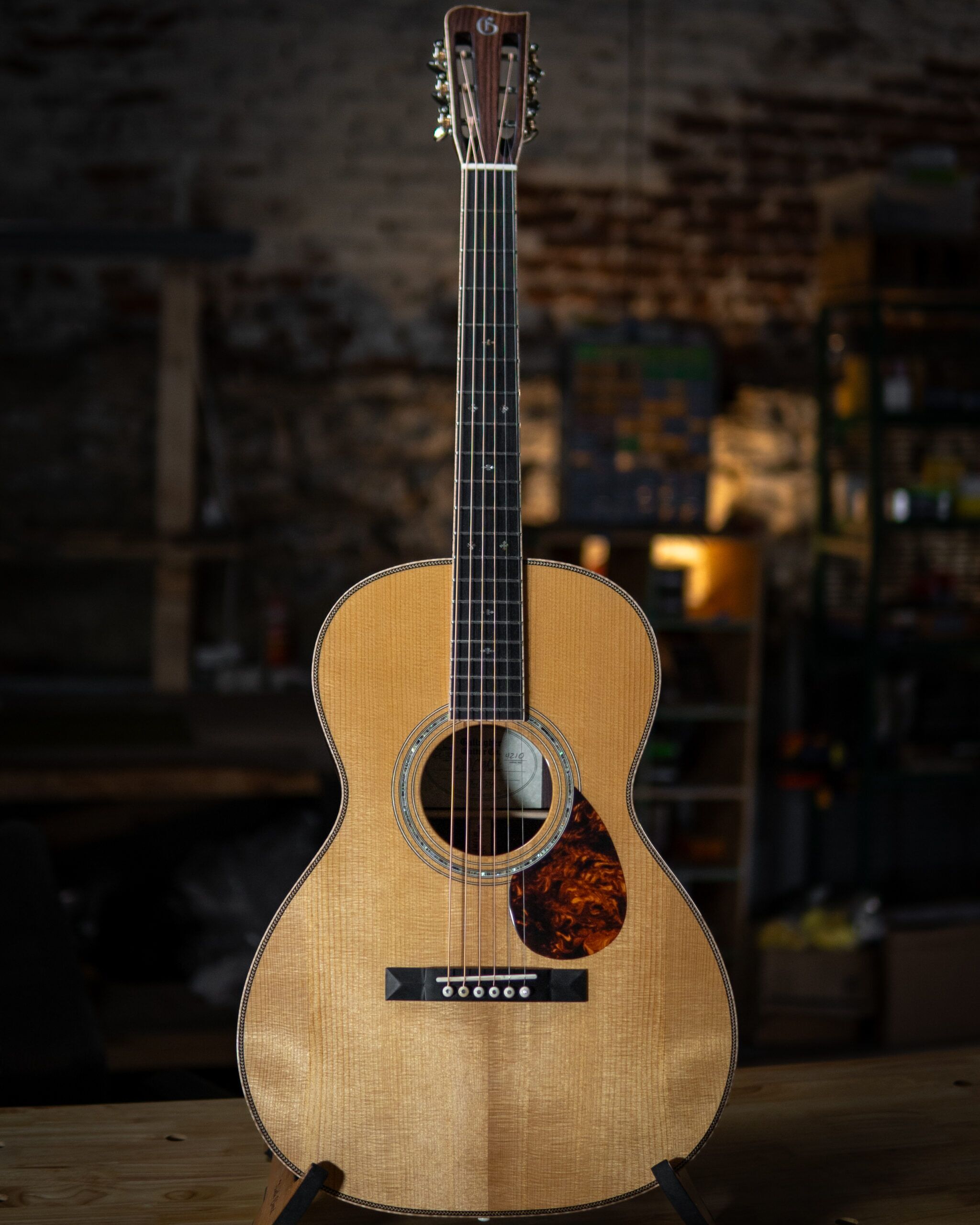 Available Guitars - Gallagher Guitar